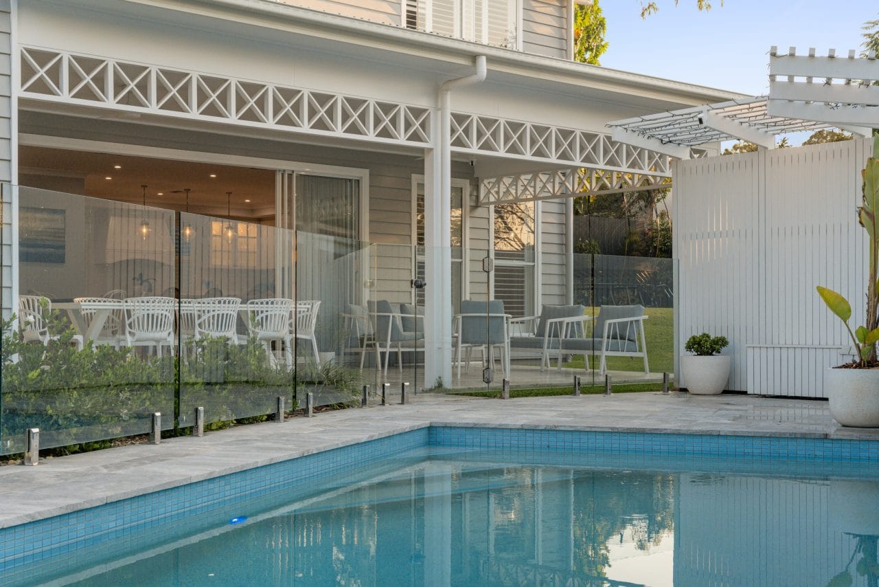 Ice Blue 23 X 48mm Ceramic Mosaic Pool Tiles CMC131