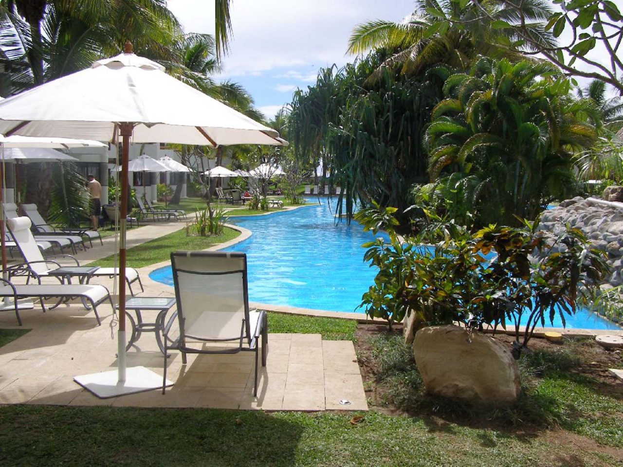 Ice Blue 58mm Ceramic Mosaic Pool Tiles