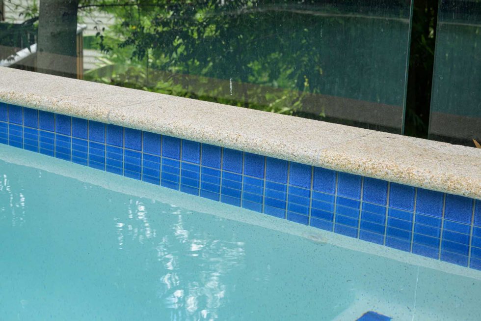 Pacific Blue 58mm Ceramic Mosaic Pool Tiles CM148