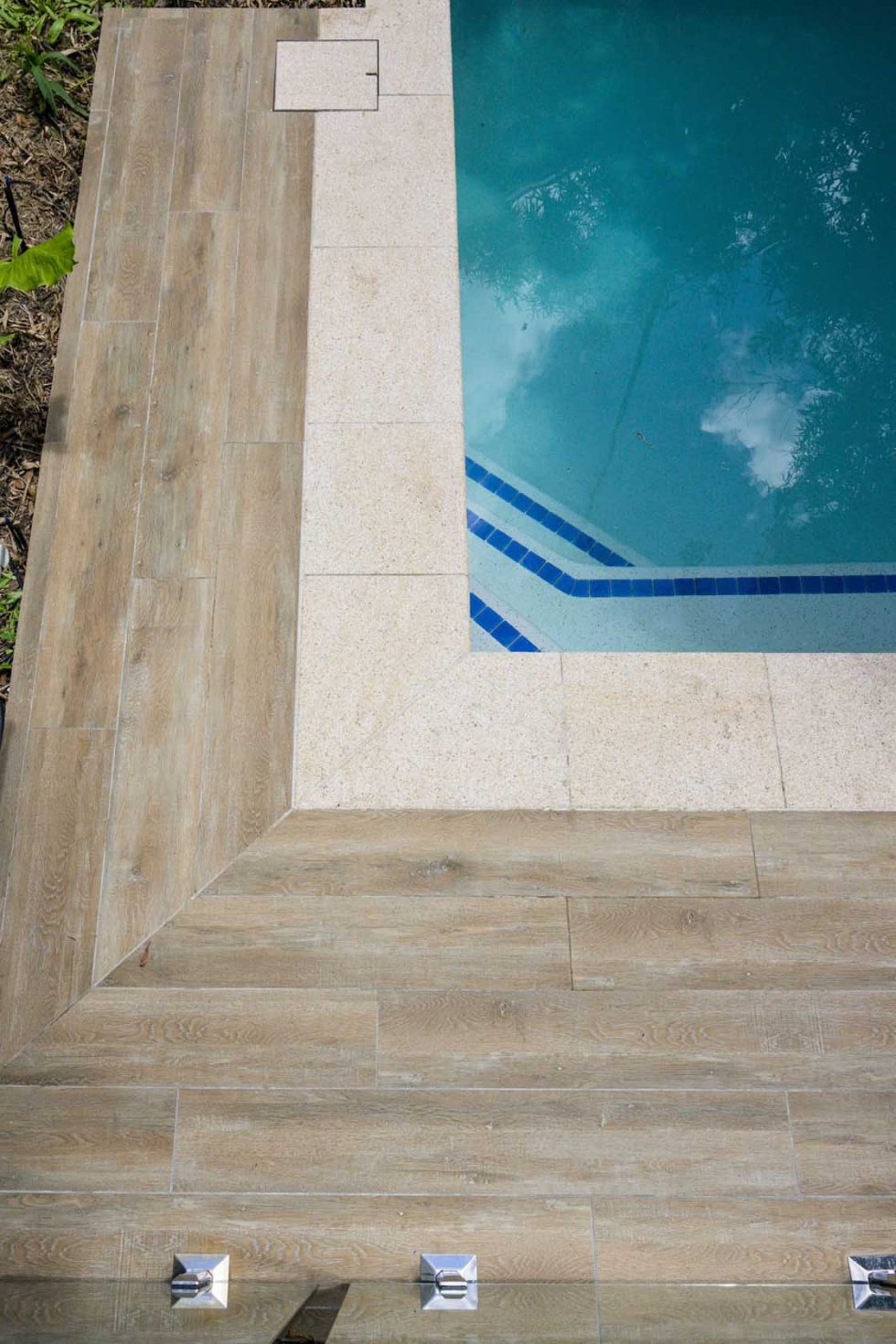 Pacific Blue 58mm Ceramic Mosaic Pool Tiles CM148