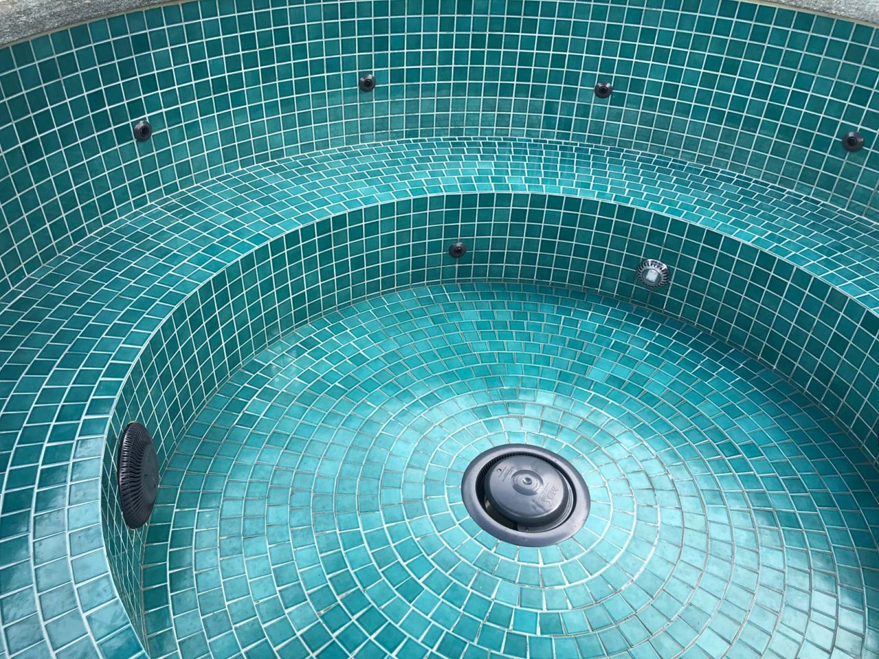 Green 58mm Ceramic Mosaic Pool Tiles CM168