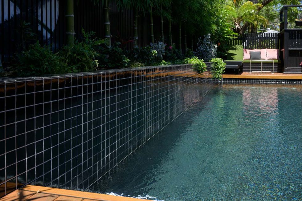 Black 48mm Ceramic Mosaic Pool Tiles CMC120