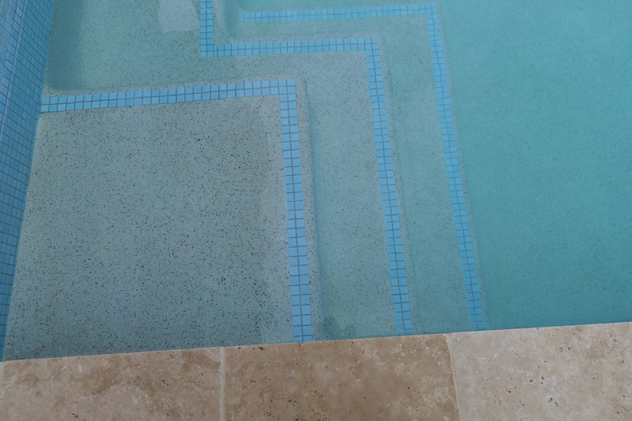 Ice Blue 23mm Ceramic Mosaic Pool Tiles