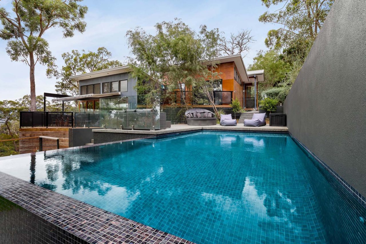 Beautiful Dark Grey Mosaic 48mm Ceramic Pool Tiles CMC305