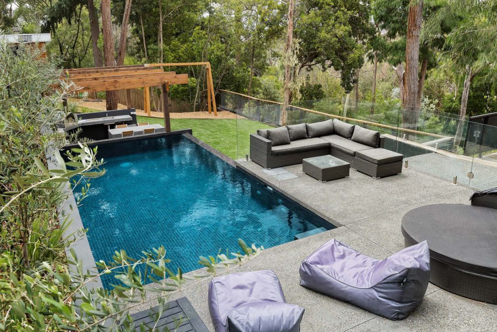 Beautiful Dark Grey Mosaic 48mm Ceramic Pool Tiles CMC305