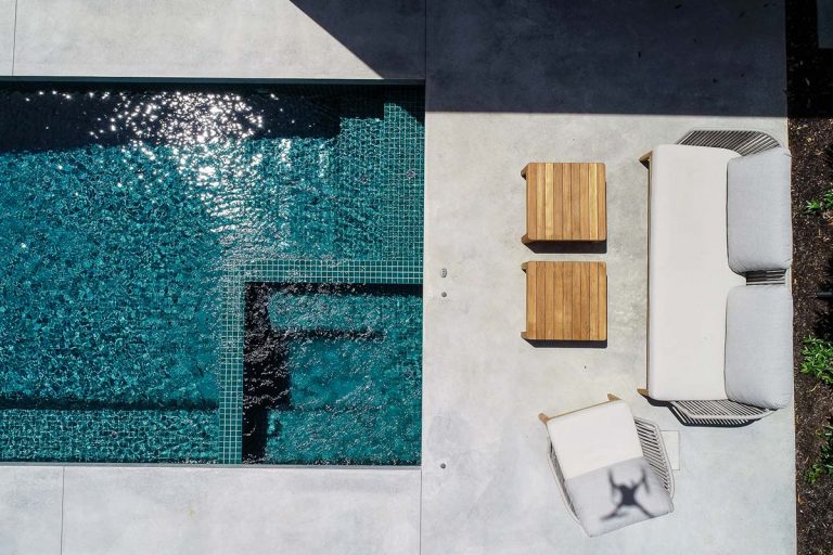 Poolside Emerald 48mm Ceramic Mosaic Pool Tiles CMC338
