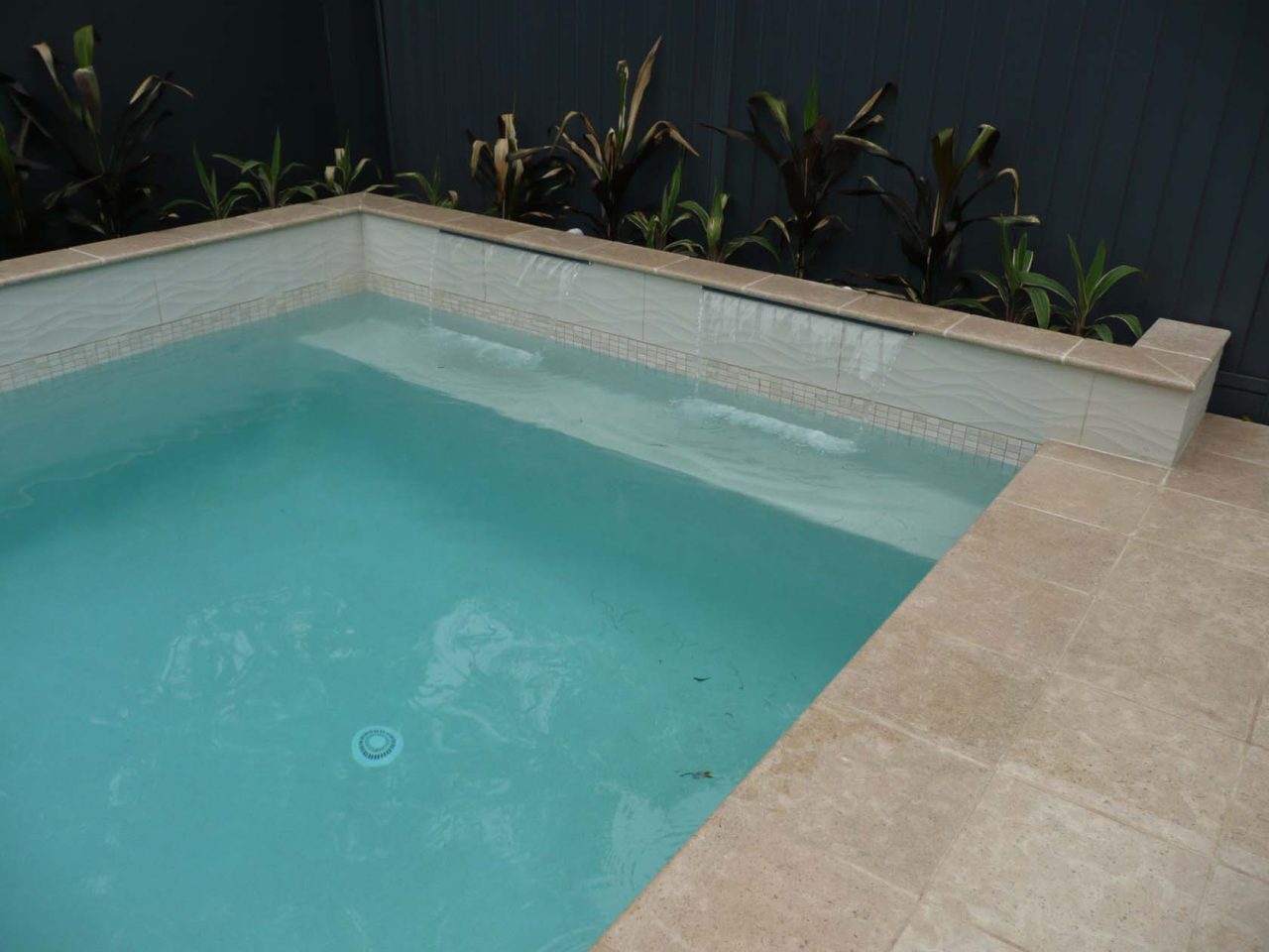 Luna 23 X 48mm Cream Sand Ceramic Mosaic Pool Tiles CMC401