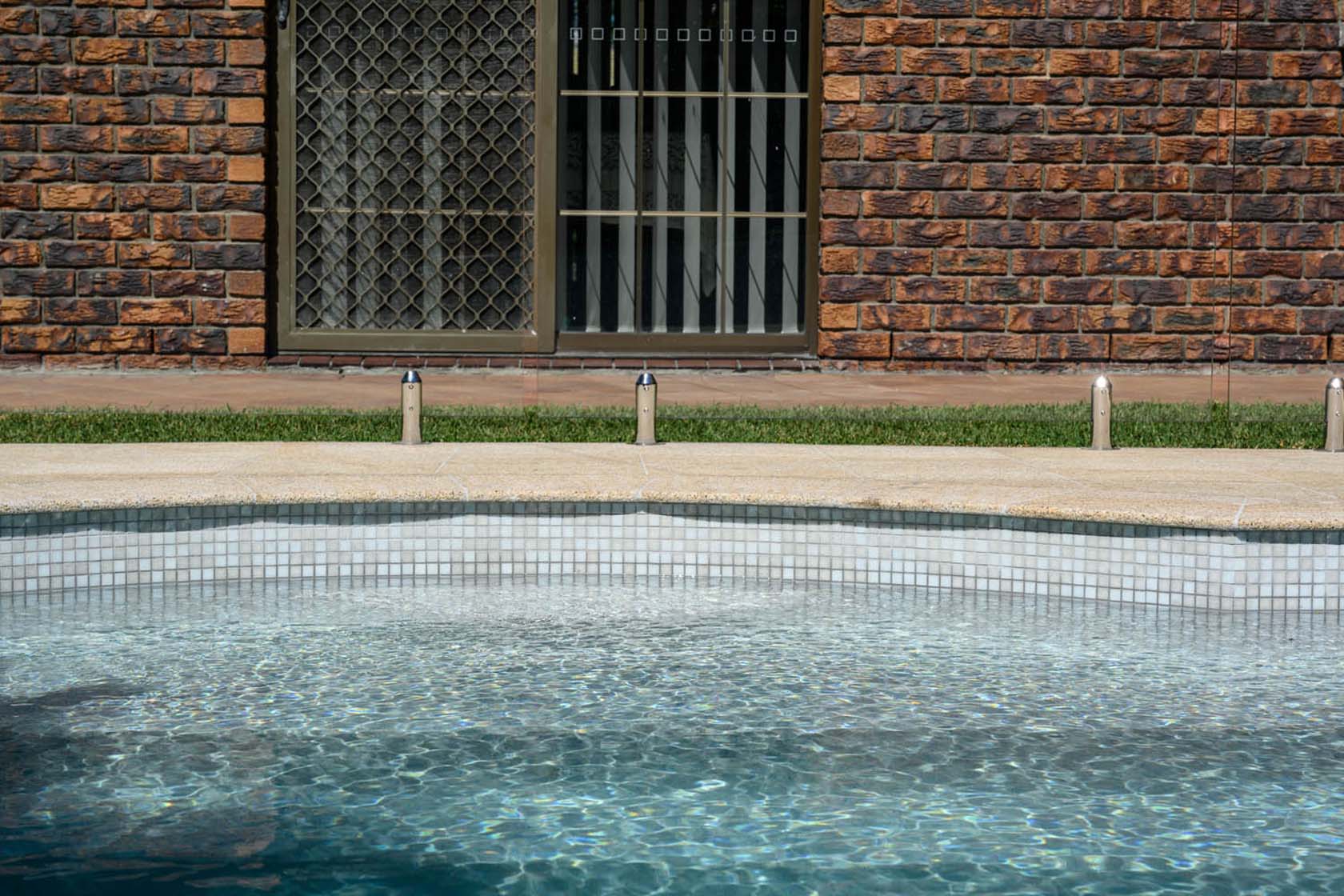 Seashell Pool Tiles Glass Mosaic Tiles GC240