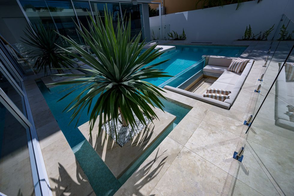 Seashell Pool Tiles Glass Mosaic Tiles GC240