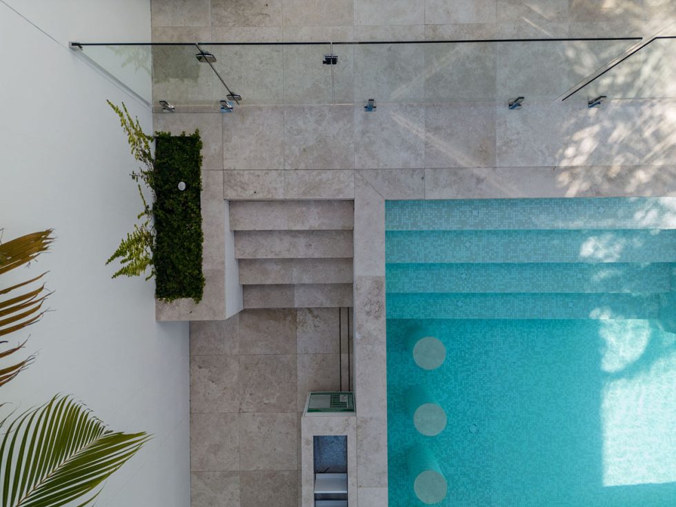 Seashell Pool Tiles Glass Mosaic Tiles GC240