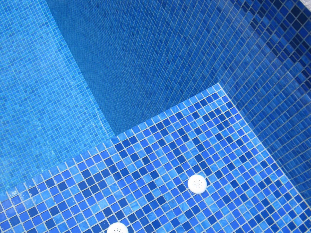 Royal Crystal Blend Pool Tiles Glass Mosaic Tiles GCR310