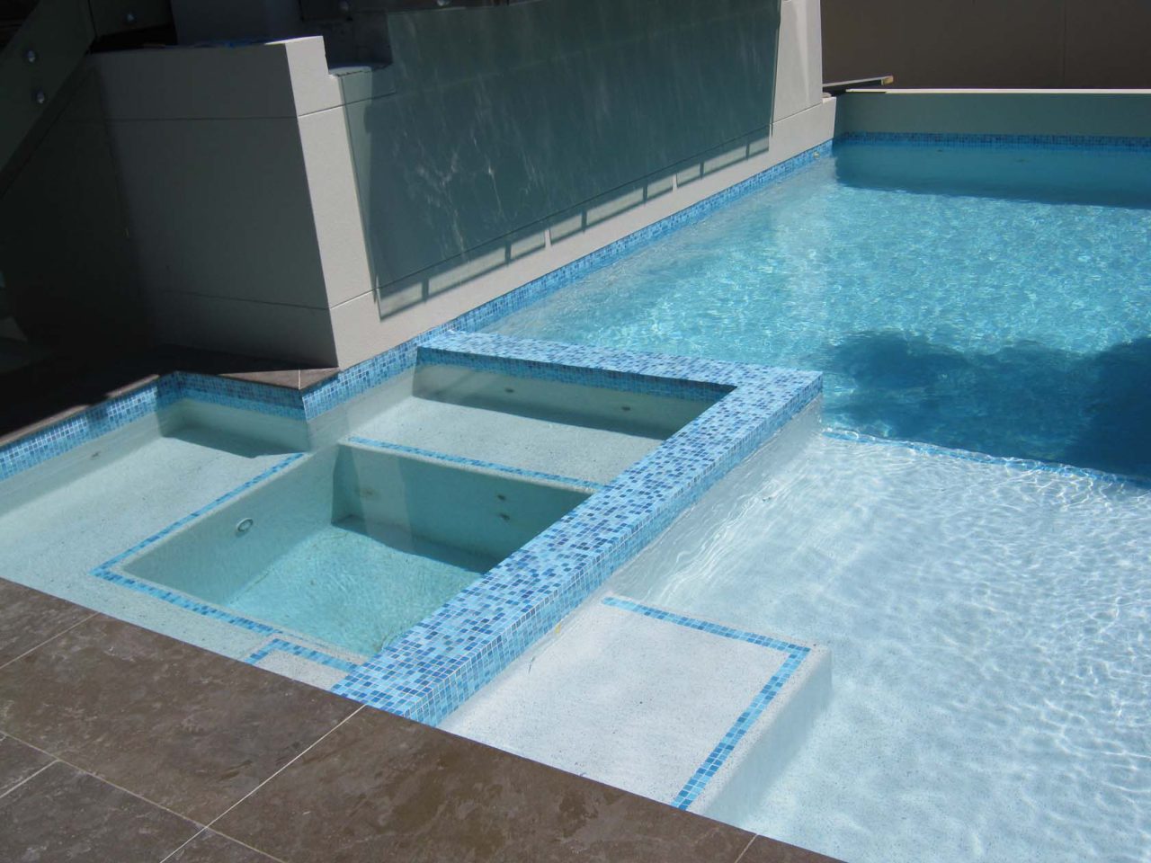 Sky Crystal Pearl Blend Pool Tiles Glass Mosaic Tiles GCR315