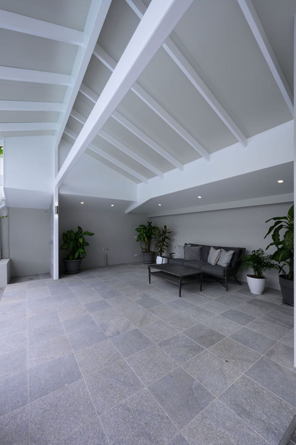 Nimbus Granite Outdoor Tiles For Pool Surrounds And Coping And Outdoor ...