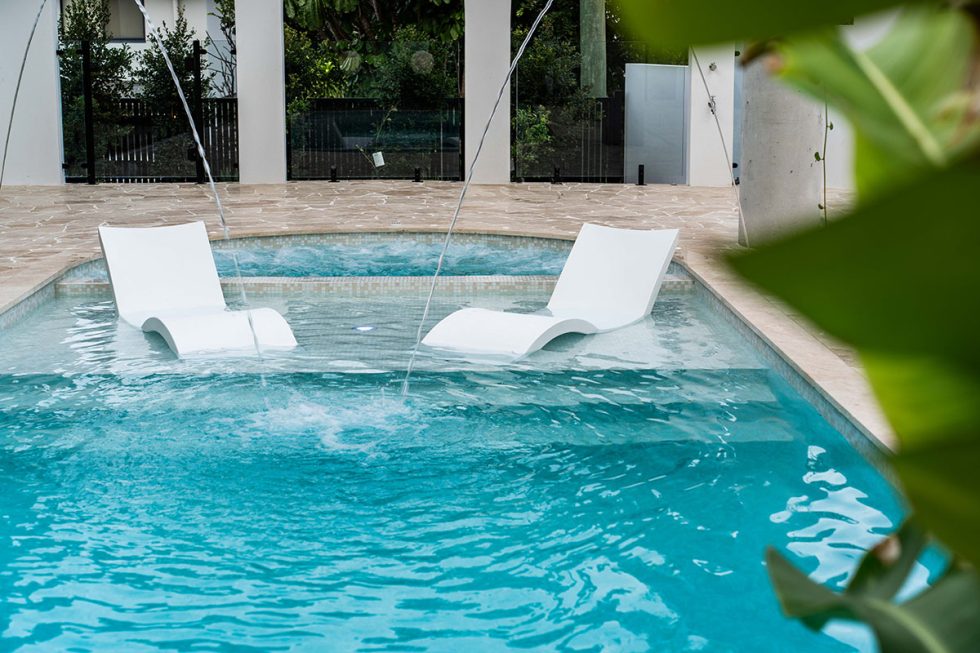 Seashell Pool Tiles Glass Mosaic Tiles GC240