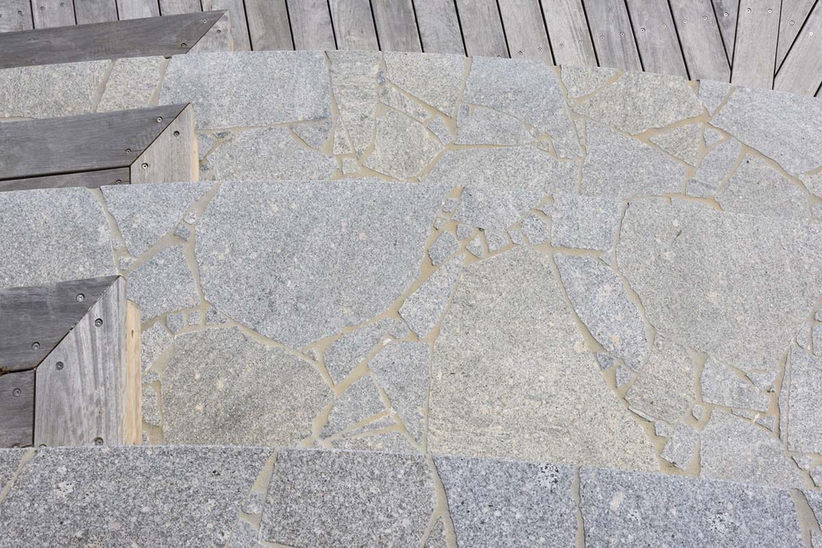 Nimbus Granite Crazy Pave