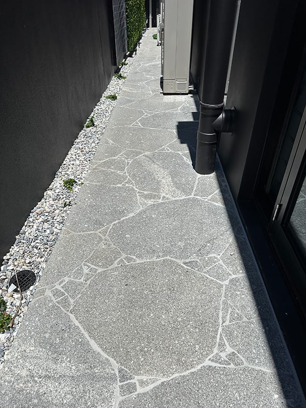 Nimbus Granite Crazy Pave