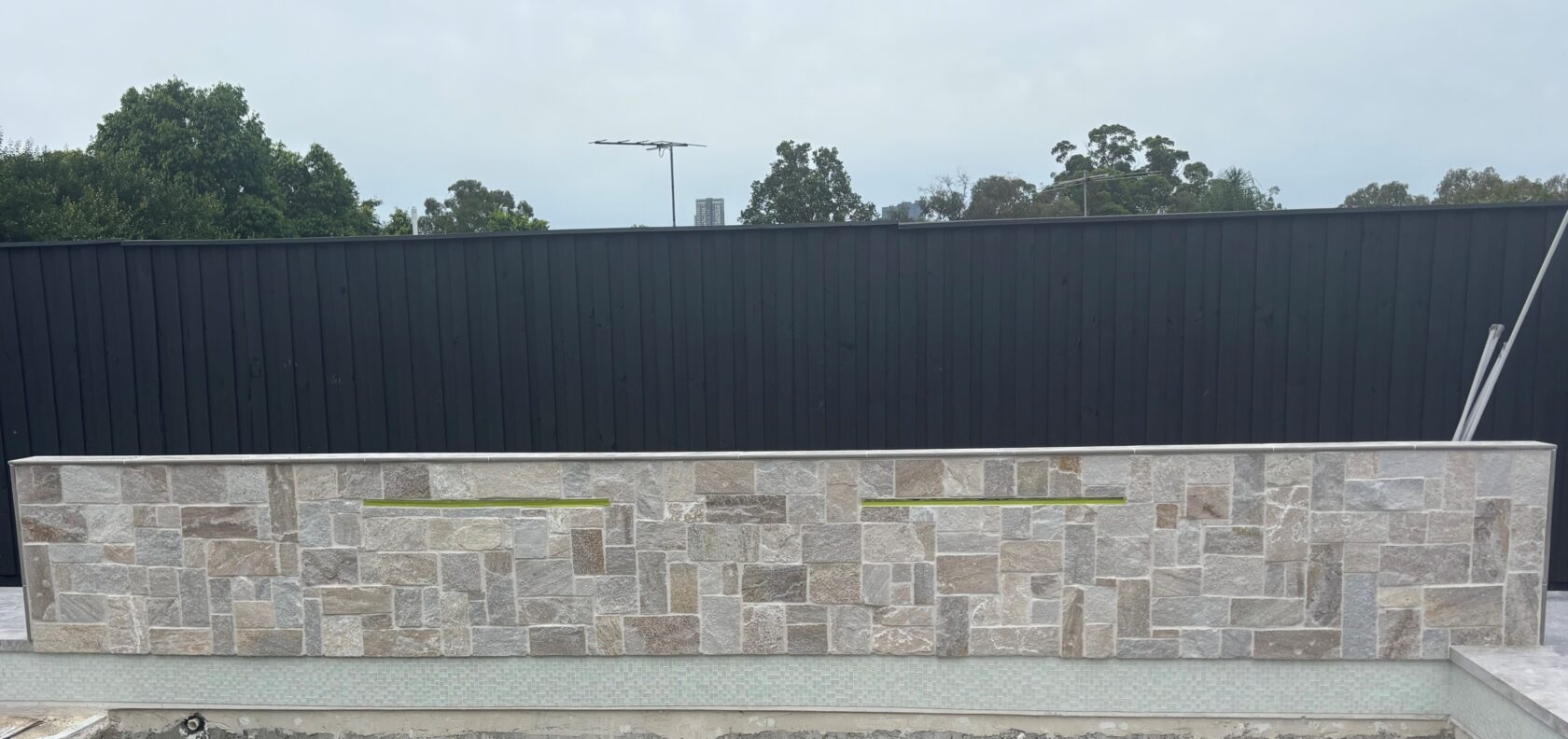 Crevasse Random Ashlar Walling