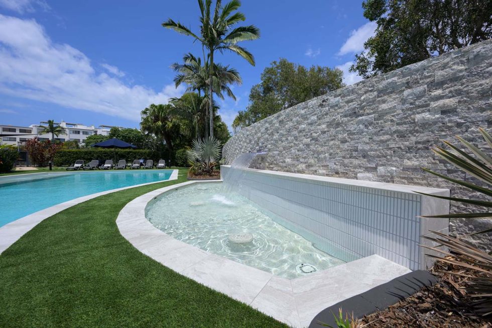 Silver Travertine Stacked Stone Wall Cladding For Feature Walls