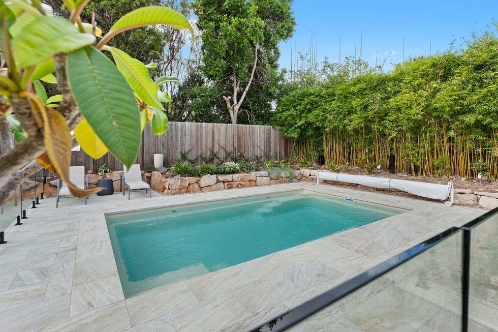 Coastal Cream Travertino Porcelain Pool Tiles, Pavers And Pool Coping Tiles