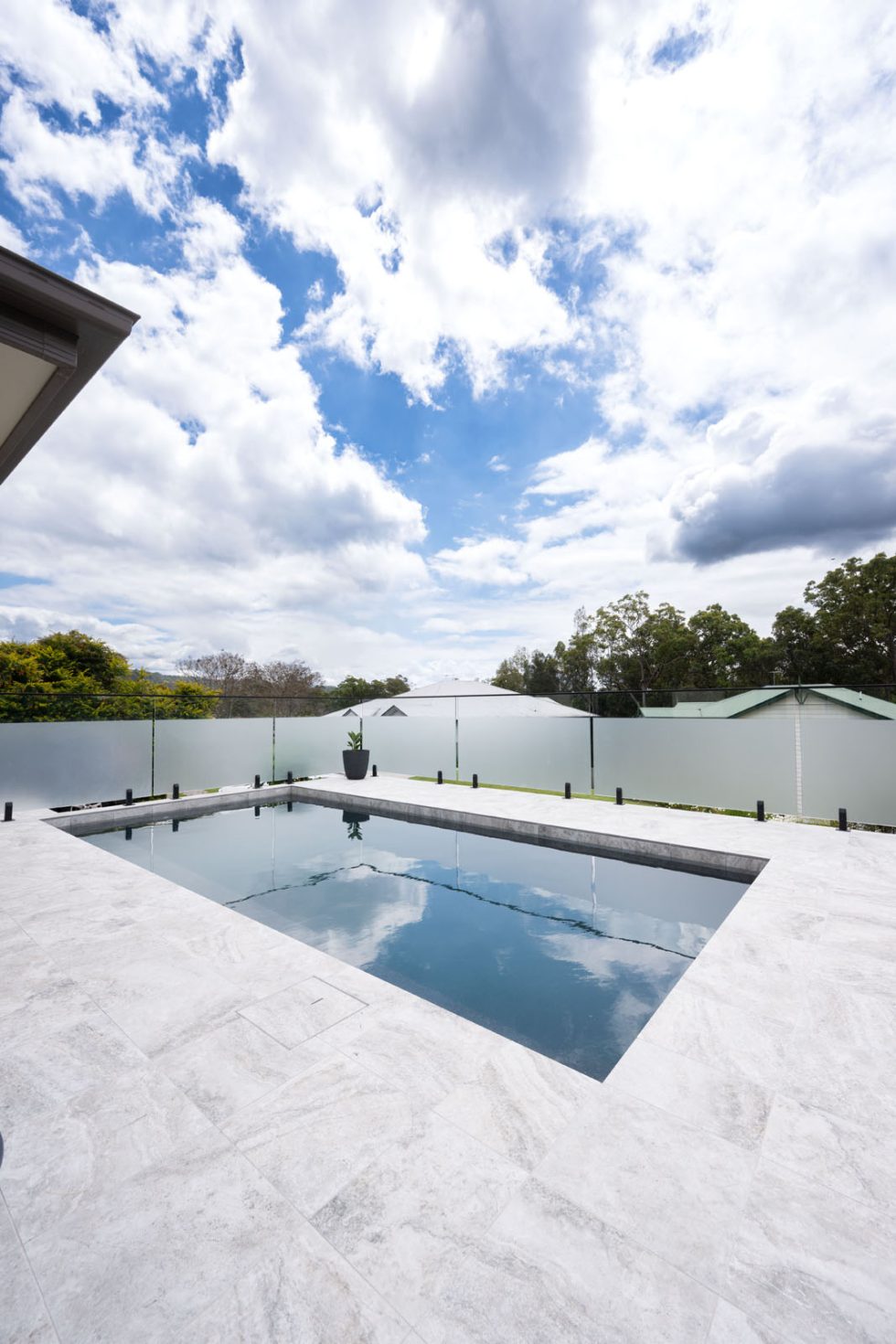 Rustic Grey Travertino Porcelain Pool Tiles, Pavers And Pool Coping Tiles